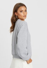 CALLI BILLIE OVERSIZED - Sweater - grey marle/grijs - Zalando.nl