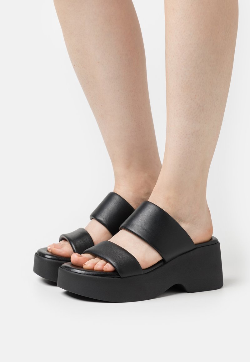 Tamaris Magas sarkú papucsszandálok - black/fekete - Zalando.hu
