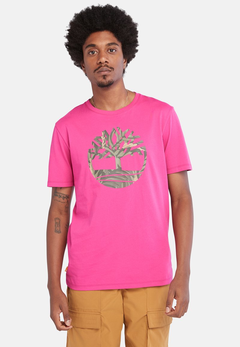 Timberland TREE LOGO CAMO - Camiseta estampada - very berry/fucsia neón ...