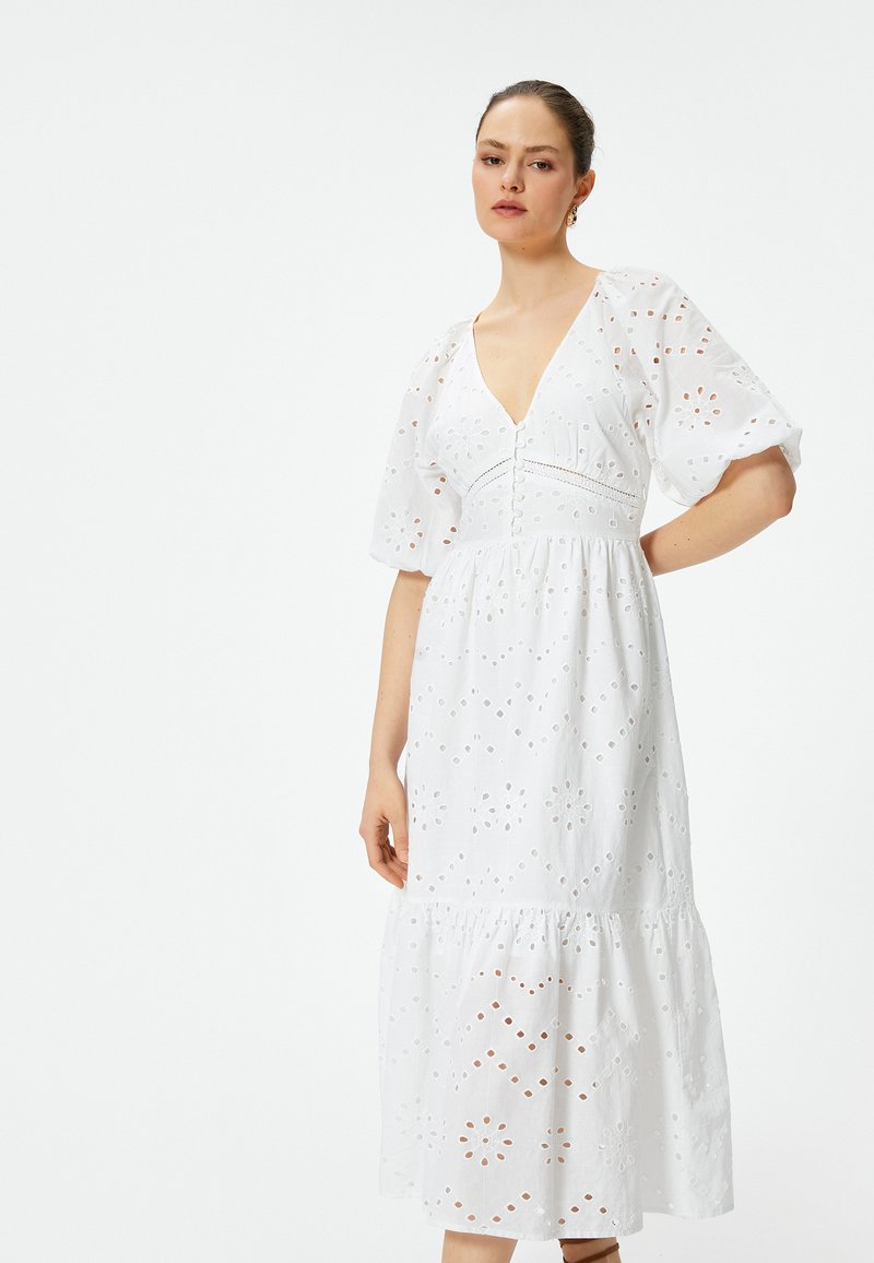 Koton BUTTONED PUFF SLEEVE CUTWORK - Day dress - white - Zalando