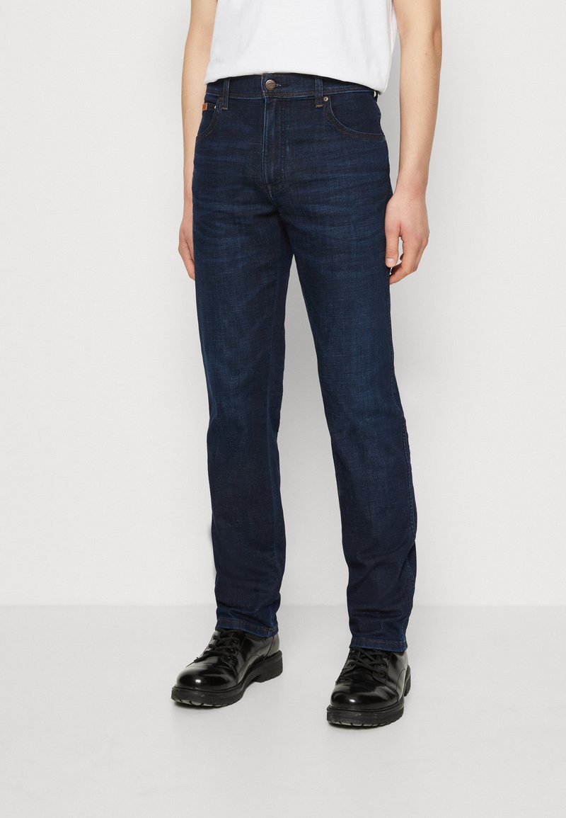 Wrangler TEXAS - Straight leg jeans - elite/dark-blue denim - Zalando