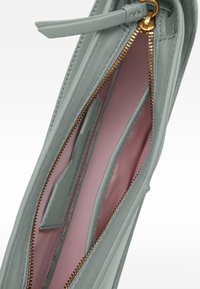 Les Visionnaires AIME - Handbag - pear green/green - Zalando