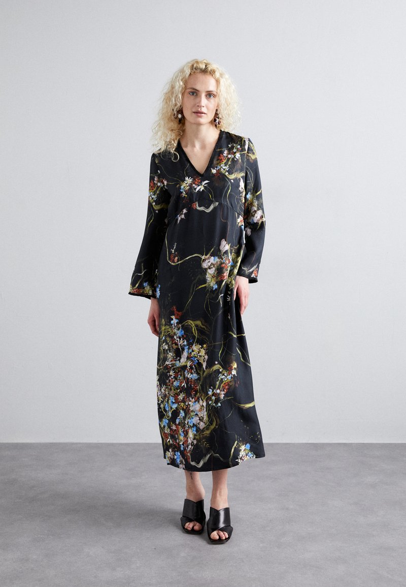 MUNTHE MALAYSIA - Vapaa-ajan mekko - black/musta - Zalando.fi