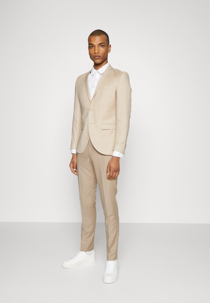 Jack & Jones Junior SOLARIS SET NOOS - Costume - white pepper/beige ...