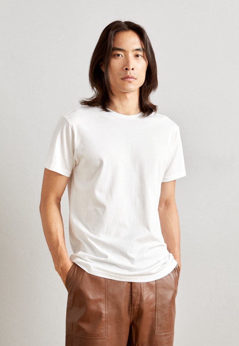 INDICODE JEANS 2 PACK - T-shirt basic - offwhite/crème - Zalando.be