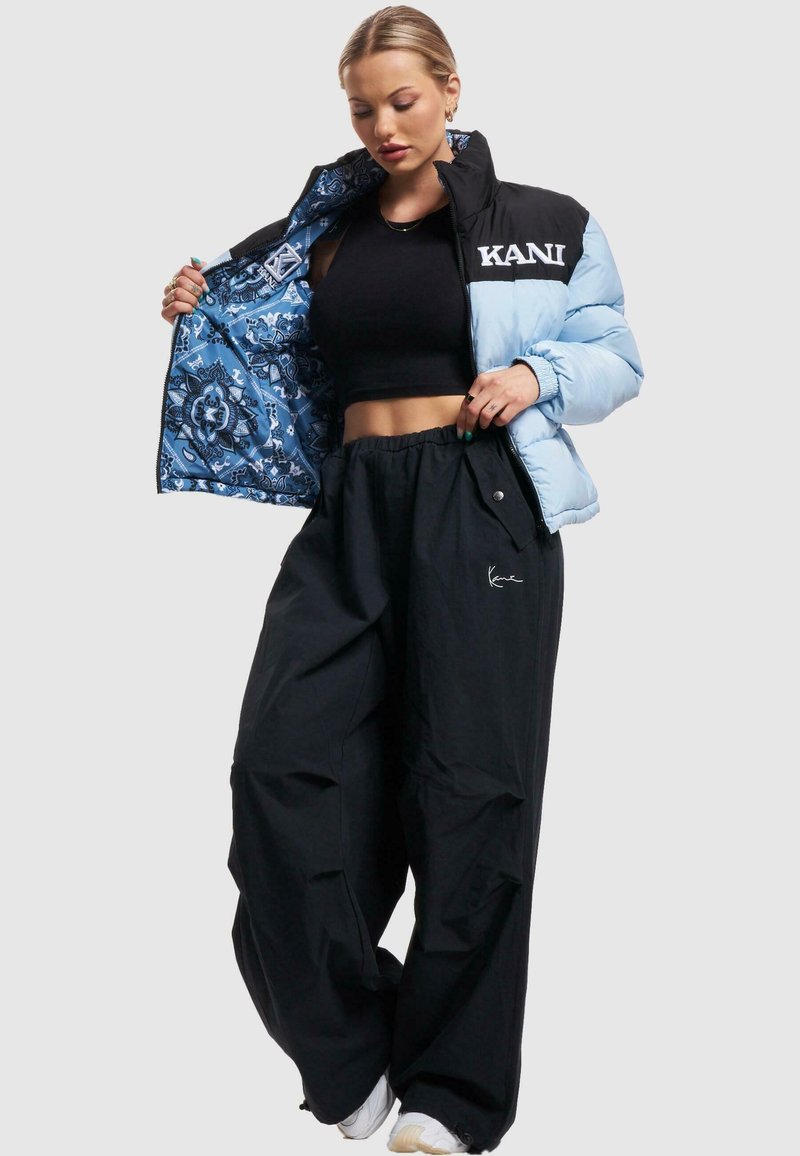 Karl Kani Kk Retro Paisley Reversible Block Puffer Talvejope Lightblue Blackhelesinine