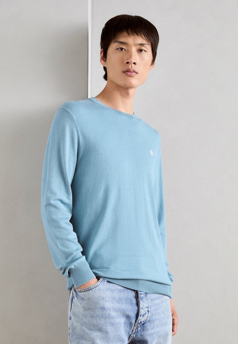 Scotch & Soda ESSENTIAL CREWNECK - Jumper - bay blue/blue-grey ...