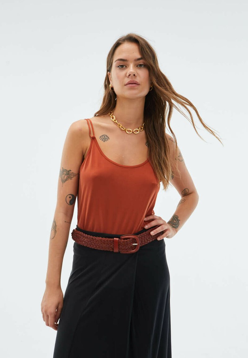 System Action ROUND NECK DOUBLE STRAPS - Top - mottled dark red ...