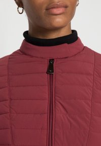 Guess Light jacket - bordeaux - (Pre-owned) - Zalando