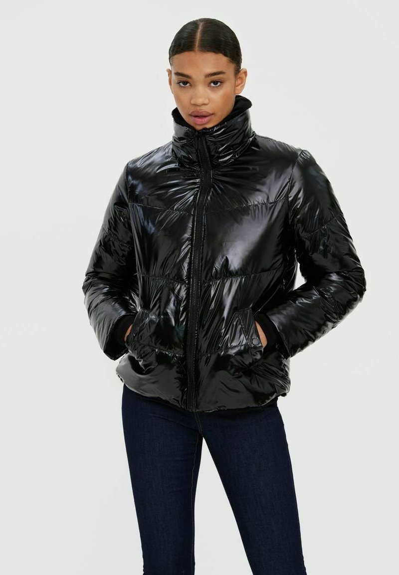 Vero Moda WATTIERTE - Winter jacket - black - Zalando.de
