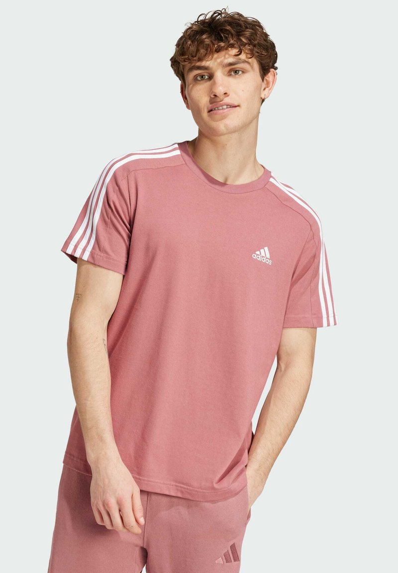 adidas Sportswear ESSENTIALS SINGLE 3-STRIPES - T-shirt print - preloved crimson/lichtrood ...