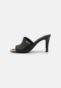 DKNY BRONX MULE - Pantofle na podpatku - black/černá - Zalando.cz