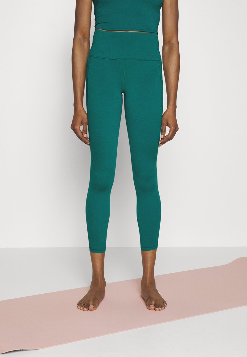 Athleta SALUTATION STASH - Tights - emerald green/grün - Zalando.de