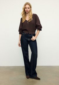 Stradivarius BATWING SLEEVE - Kofta - dark brown/mörkbrun - Zalando.se