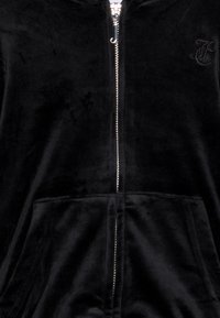 Juicy Couture TONAL EMBRO ZIP THRU HOODIE - Tröja med dragkedja - jet black/svart - Zalando.se