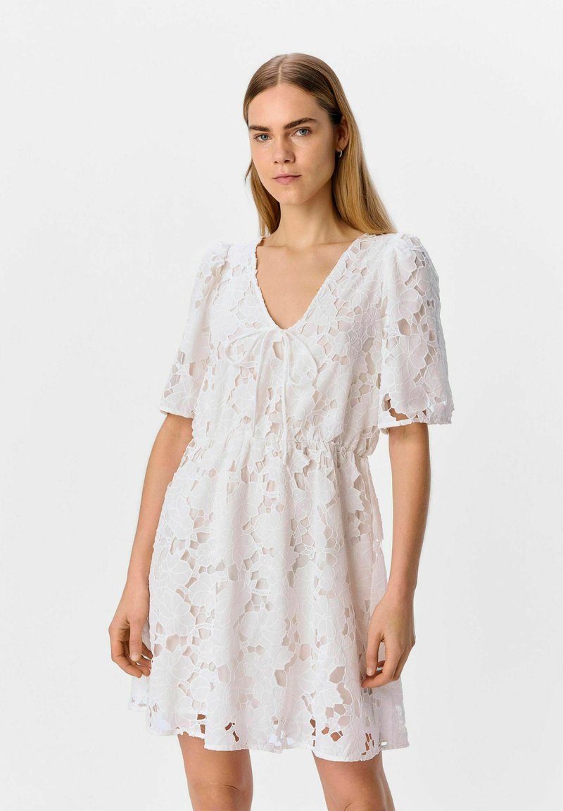 Kleid Object