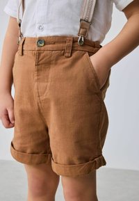 Baker by Ted Baker REGULAR FIT - GRANDAD COLLAR SET - Shorts - stone ...