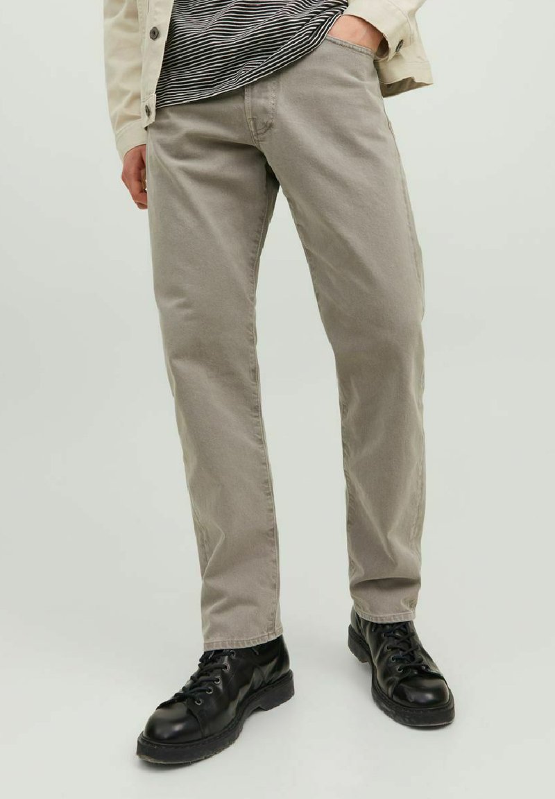 Jack & Jones CHRIS COOPER CJ 972 LID - Jean droit - drizzle/gris clair ...