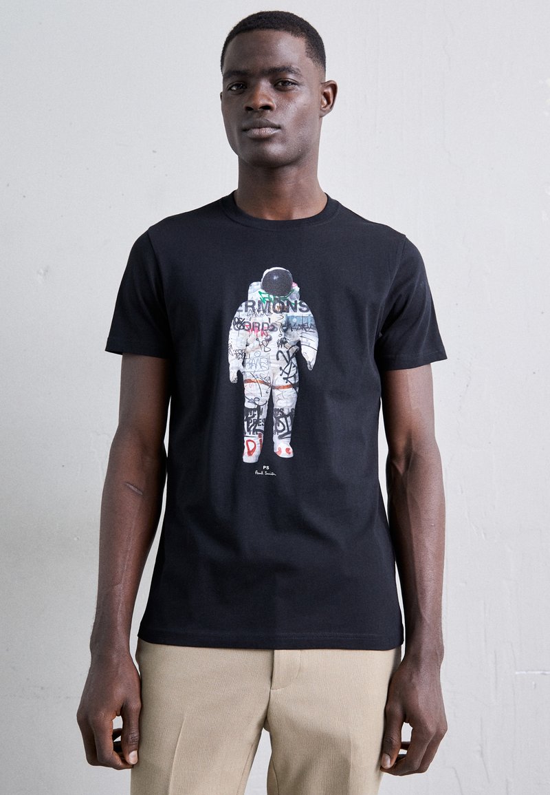 PS Paul Smith MENS SLIM FIT ASTRONAUT - Print T-shirt - blacks/black ...