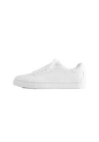 PULL&BEAR CHUNKY SOLE LACE-UP - Trainers - white - Zalando