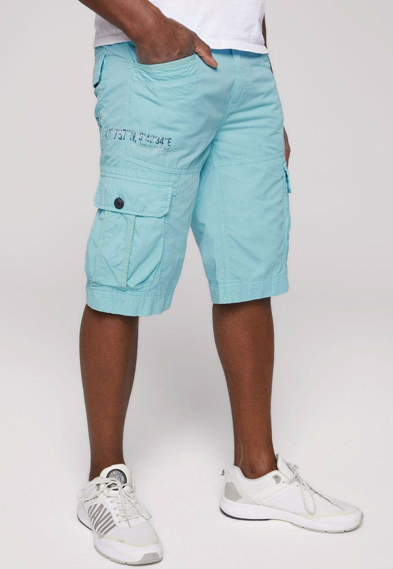 Camp David MIT TAPES UND LABEL PRINTS - Denimové šortky - fresh breeze ...