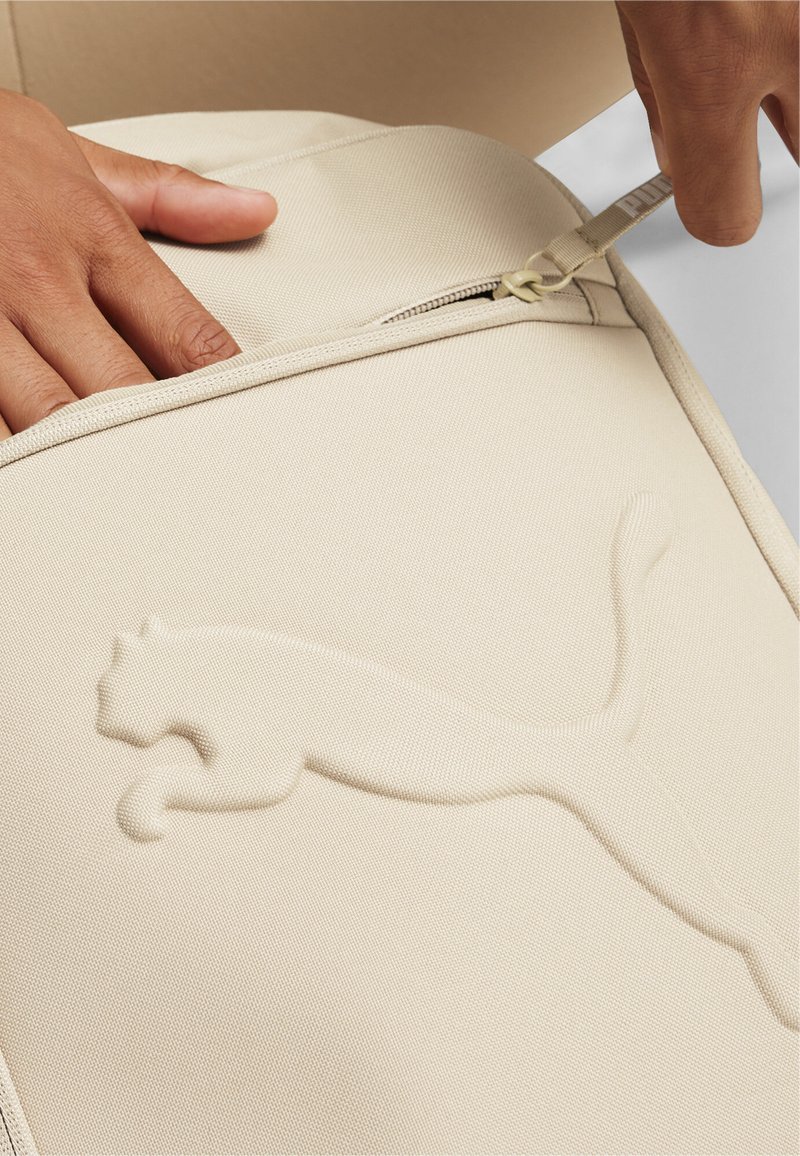 Puma BUZZ - Rugzak - prairie tan/beige - Zalando.be