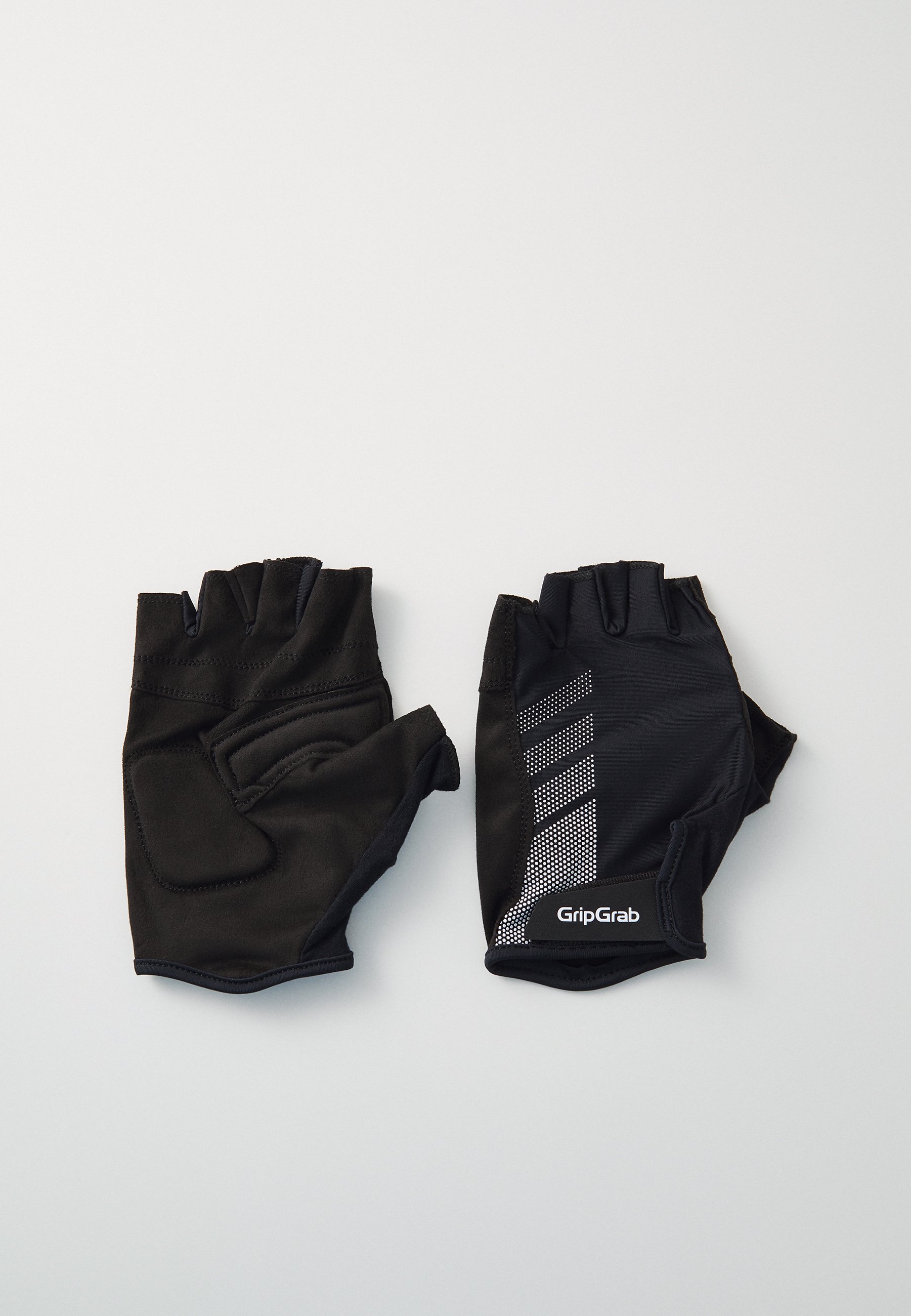 Short fingerless gloves store