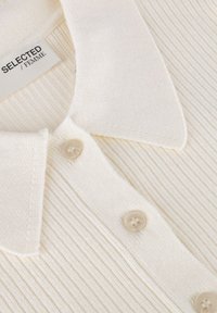 Selected Femme HELEN COLLAR - Polo - birch/écru - ZALANDO.FR