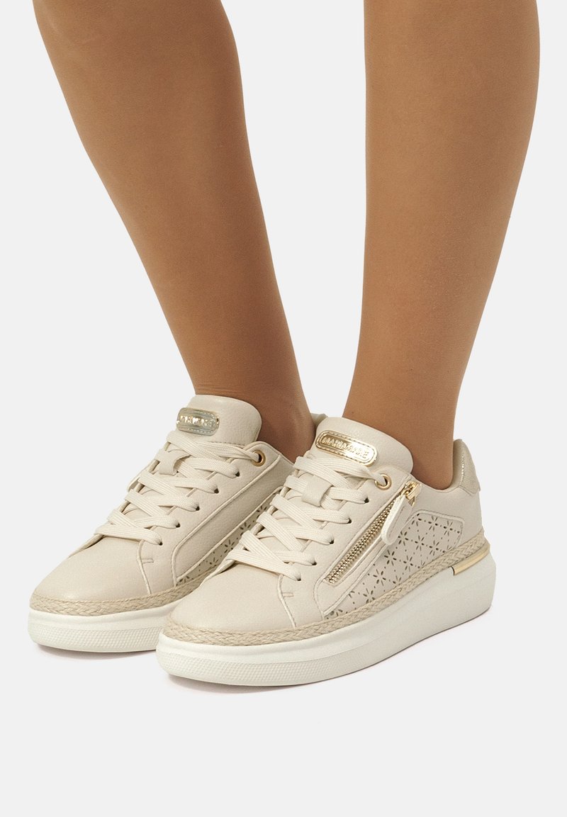 Maria Mare Sneaker low - oro/goldfarben - Zalando.de