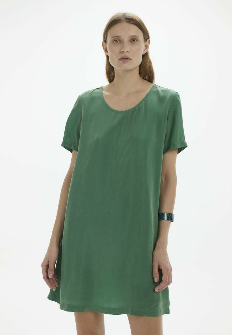 System Action SHORT ROUND NECKLINE SLEEVES - Day dress - green - Zalando.ie System Action SHORT ROUND NECKLINE SLEEVES - Day dress - green - Zalando.ie