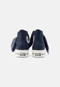 Converse CHUCK TAYLOR ALL STAR LIFT - Sneakers hoog - obsidian/egret/no ...