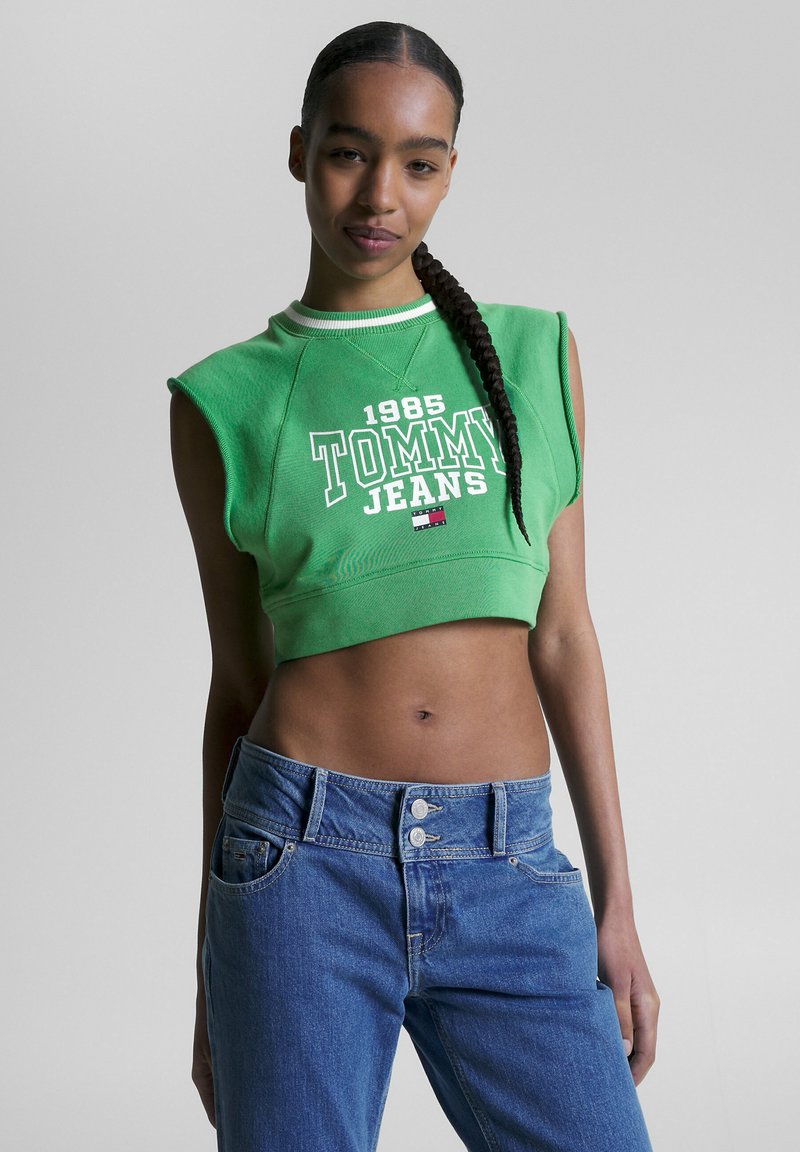 Tommy Jeans COLLEGE SUPER CROPPED TANK - Top - coastal green/green ...