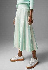 Bogner MELANI - A-Linien-Rock - mint off white/mint - Zalando.at