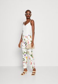 Ted Baker ANDRENO - Débardeur - white/blanc - ZALANDO.CH