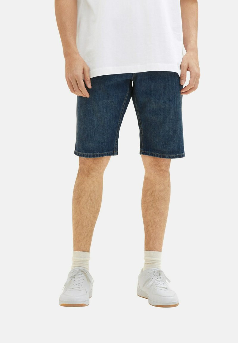 TOM TAILOR JOSH - Denim shorts - tinted blue denim/light-blue denim ...