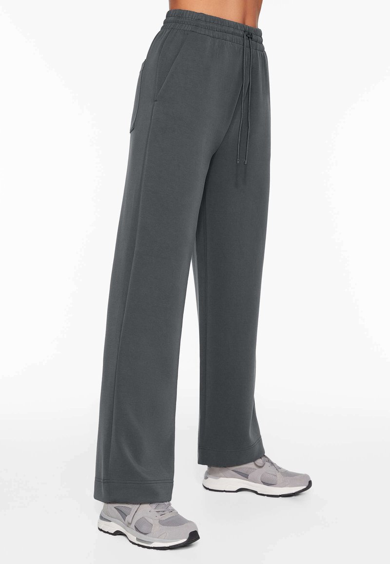Oysho Relaxed Straight Leg Warm Interior Jogginghose Dark Grey