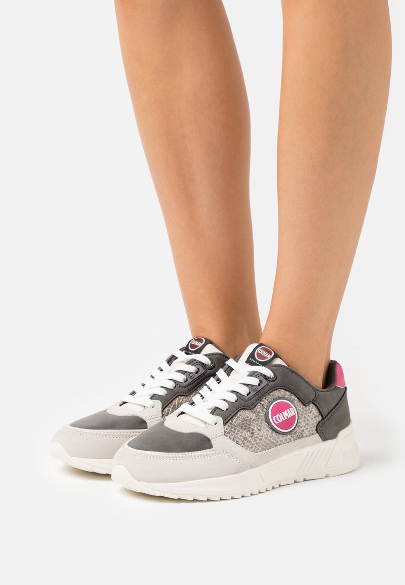 Colmar Originals DALTON PYTHON - Sneakers laag - animal print/grijs ...