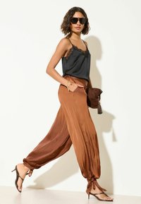 Friends Like These TIE BALLOON - Stoffhose - rust brown/braun - Zalando.at