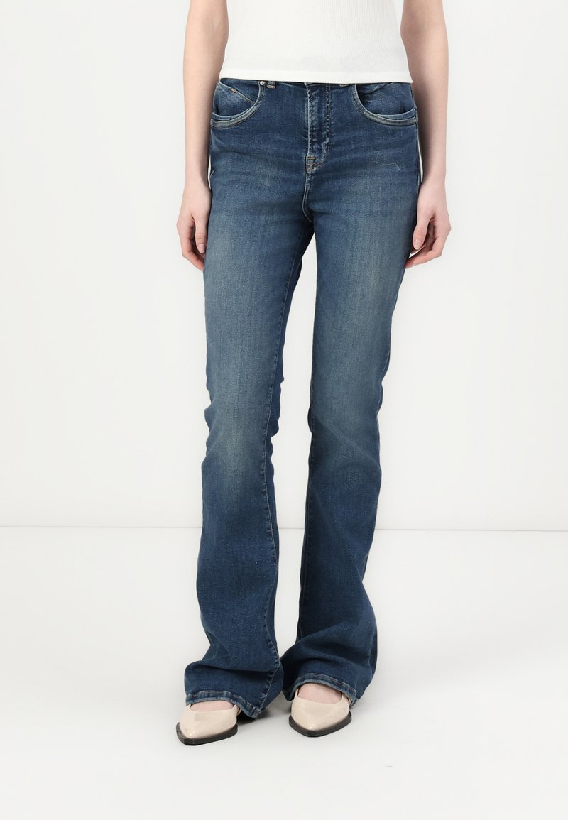 LTB JONNA HIGH RISE FLARE - Flared Jeans - dark blue denim/dark-blue ...