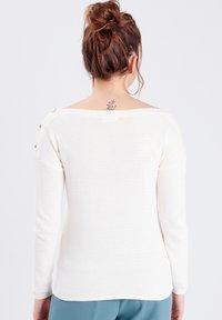 Cache Cache MIT KNÖPFEN - Jersey de punto - ecru/crema - Zalando.es