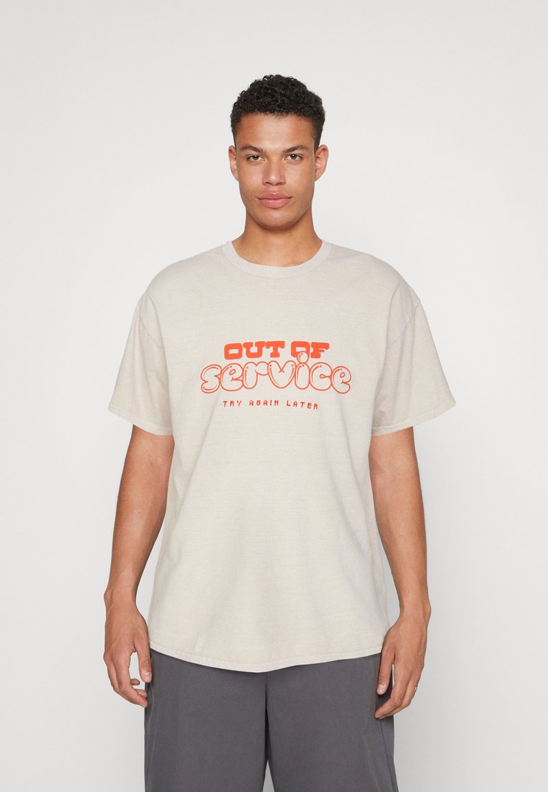 BDG Urban Outfitters OUT OF SERVICE TEE - T-Shirt print - off white ...