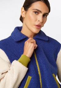 King Louie Fleece jacket - bluing/blue - Zalando