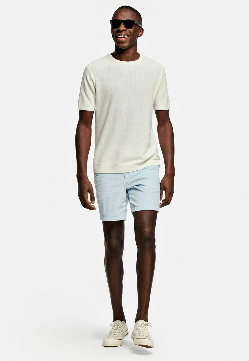 MR MARVIS THE SHORT CORDS - Shorts - avenues/light blue - Zalando