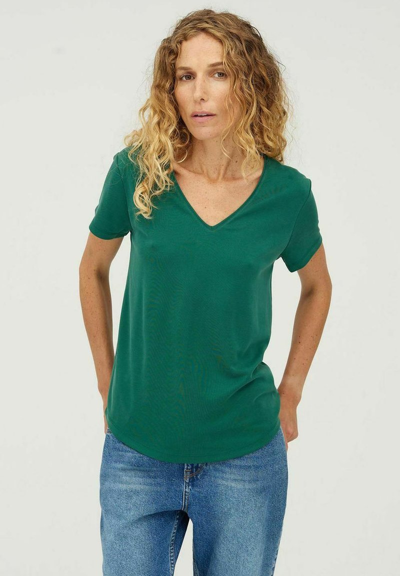 mbyM LUVANNA-M - Basic T-shirt - rain forest/dark green - Zalando.ie