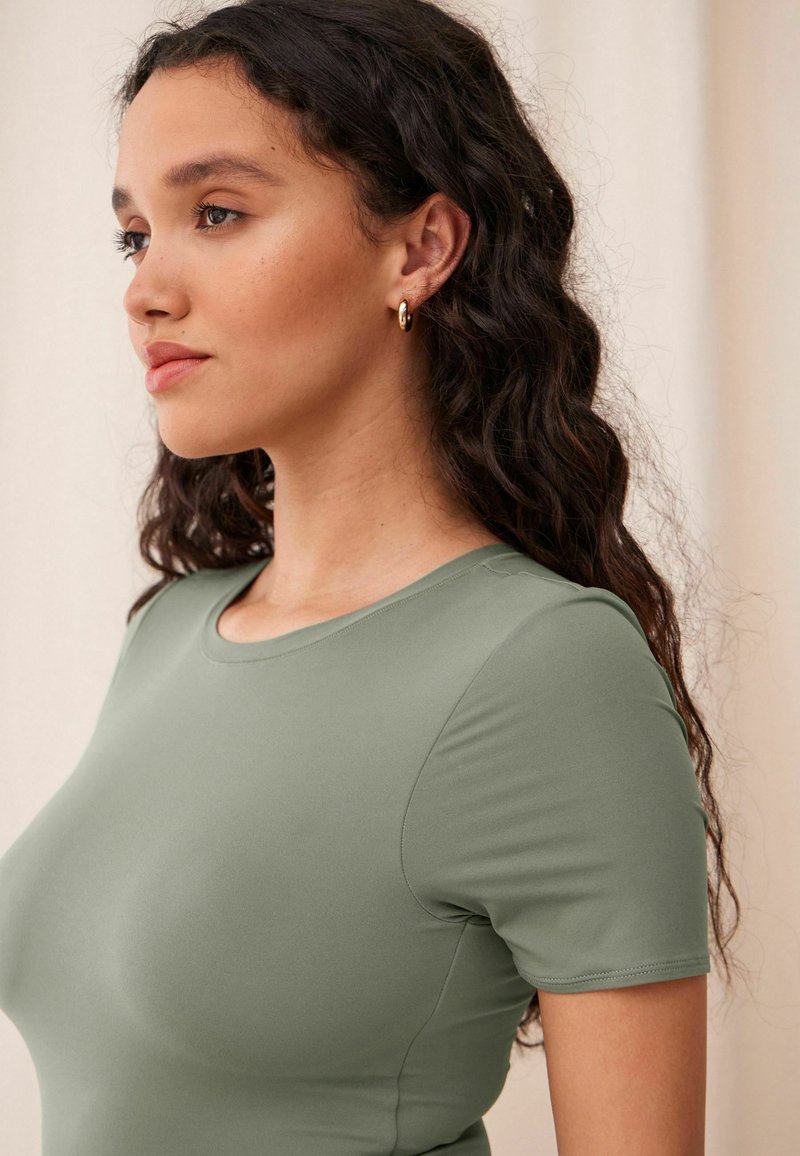 Self. SMOOTHING COMFORT SHORT SLEEVE - REGULAR FIT - Body - olive green ...