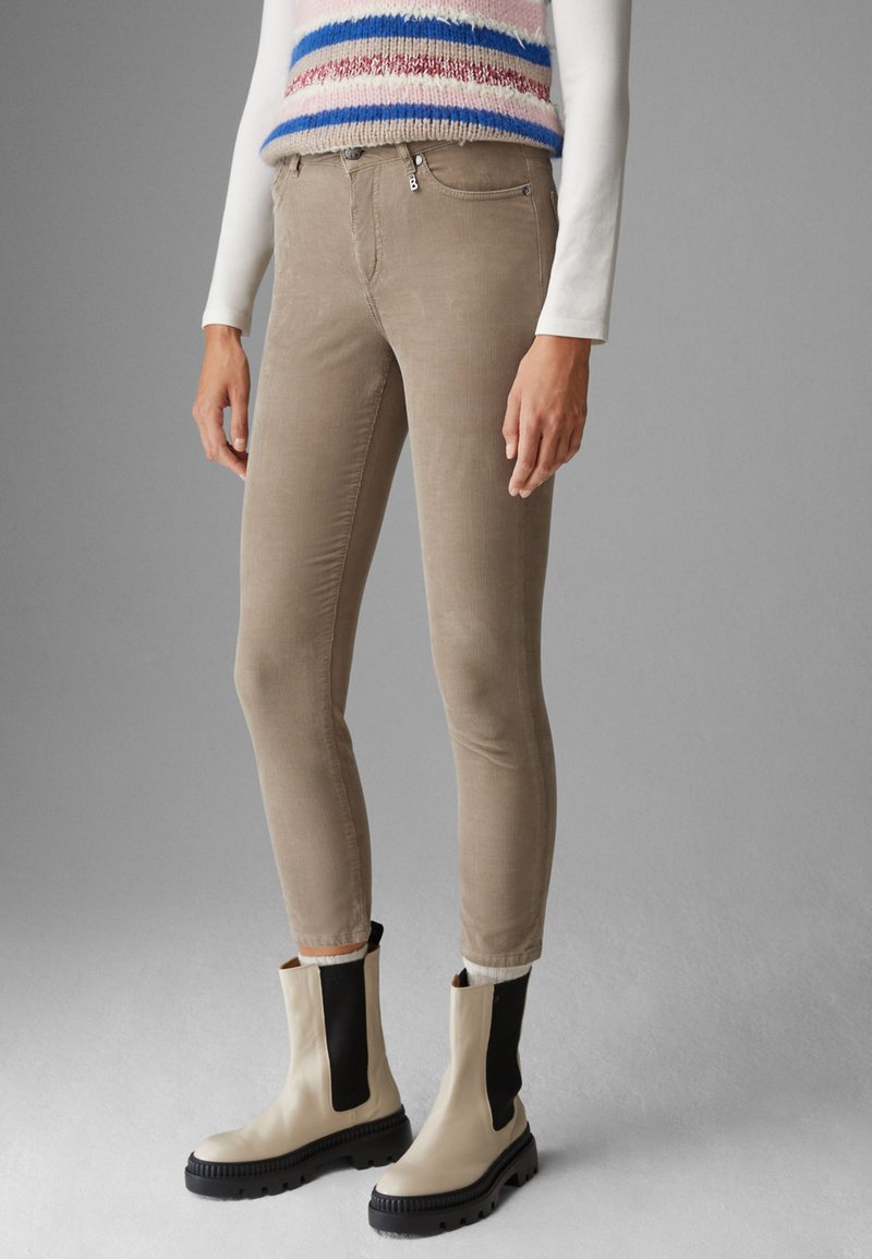 Bogner JULIE - Stoffhose - beige/sand - Zalando.de