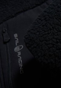 Sail Racing PILE ZIP BOWMAN - Fleecejacka - carbon/svart - Zalando.se