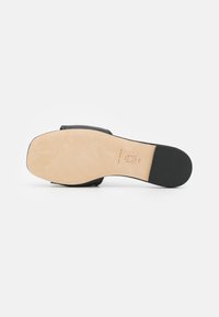 Tory Burch ELEANOR SLIDE - Šľapky - perfect black/čierna - Zalando.sk