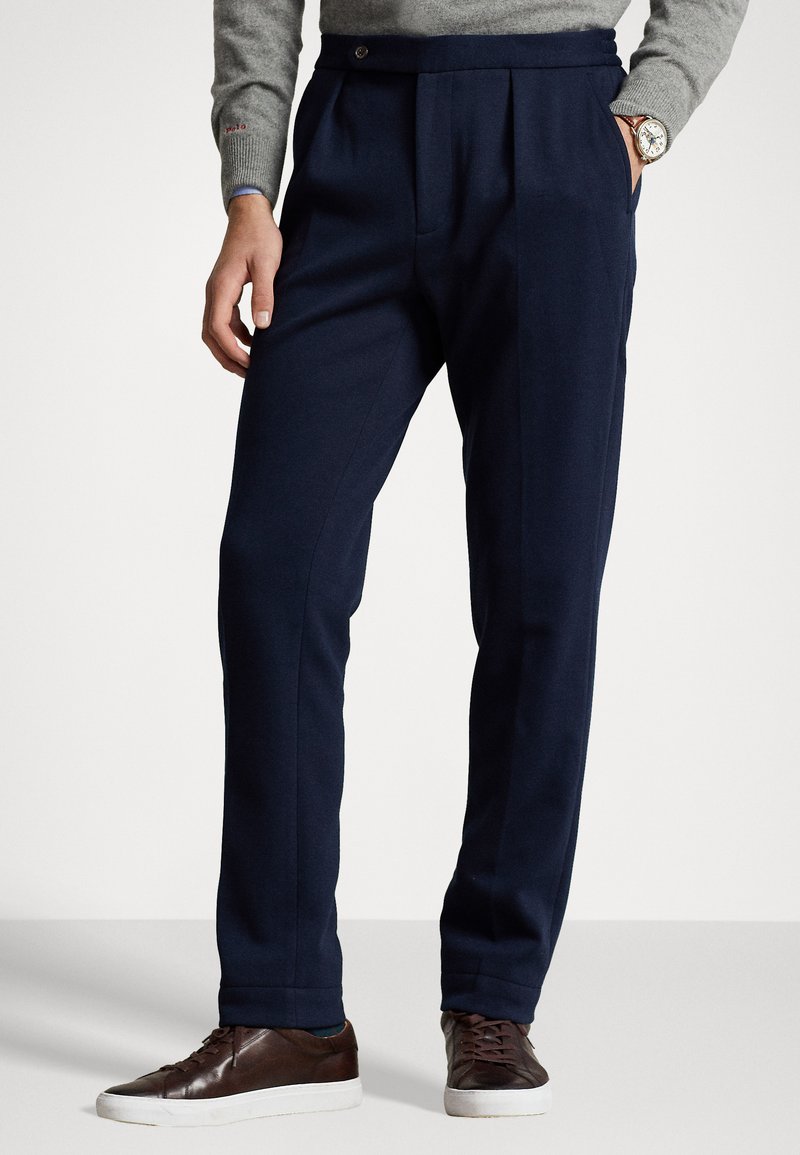 Polo Ralph Lauren PLEATED DOUBLE KNIT SUIT TROUSER - Bukse - aviator navy/mørkeblå - Zalando.no
