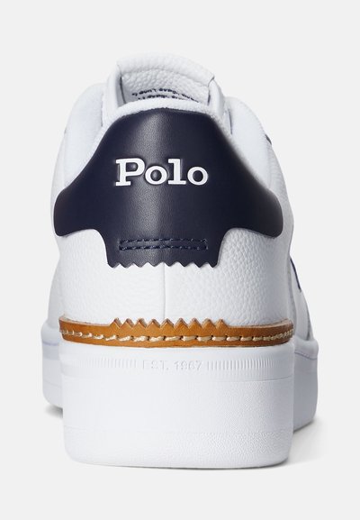 Polo Ralph Lauren MASTERS COURT LEATHER TRAINER - Trainers - white/navy ...